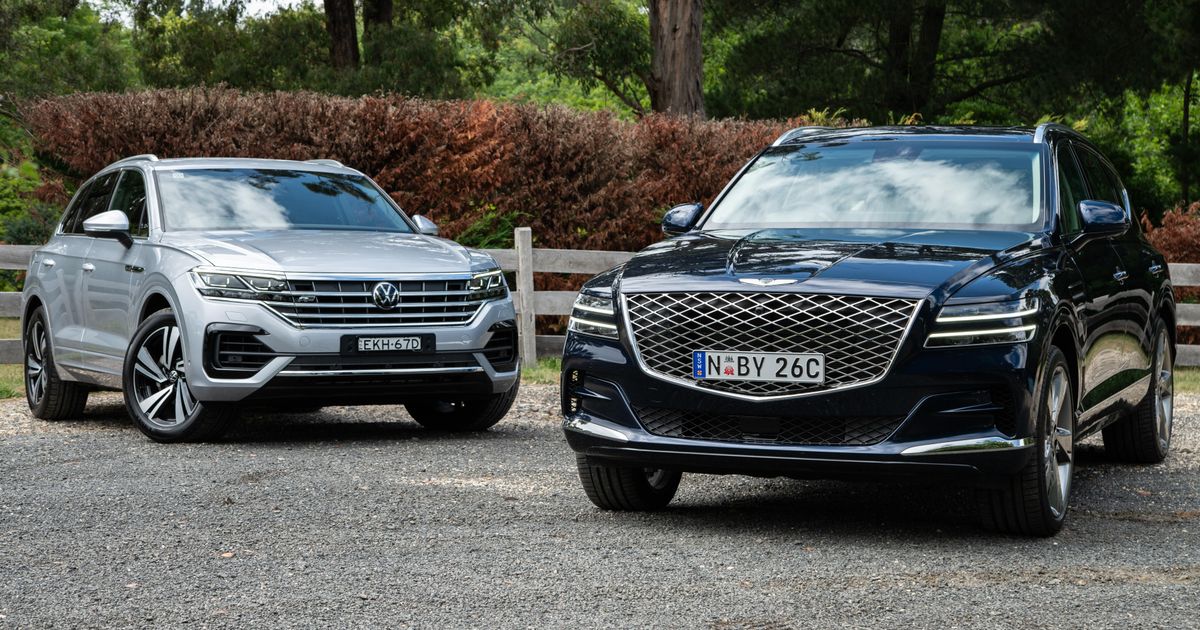 2021 Genesis GV80 3.0D v Volkswagen Touareg 210TDI R-Line comparison ...