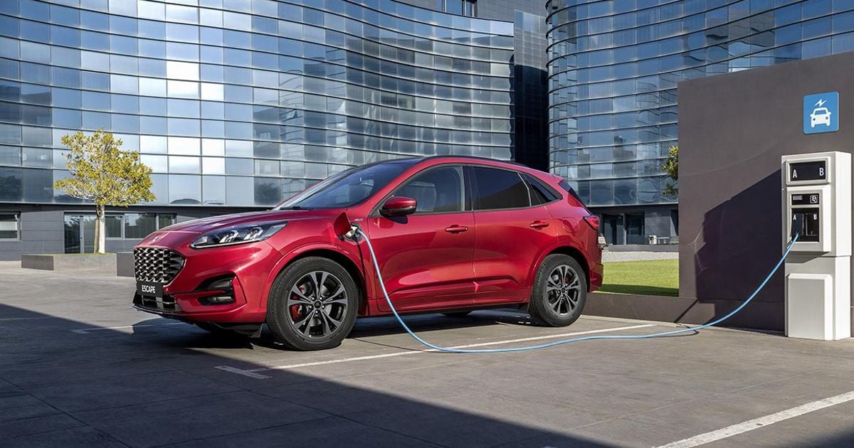 Ford Escape PHEV delayed until early 2022, more electrified models ...