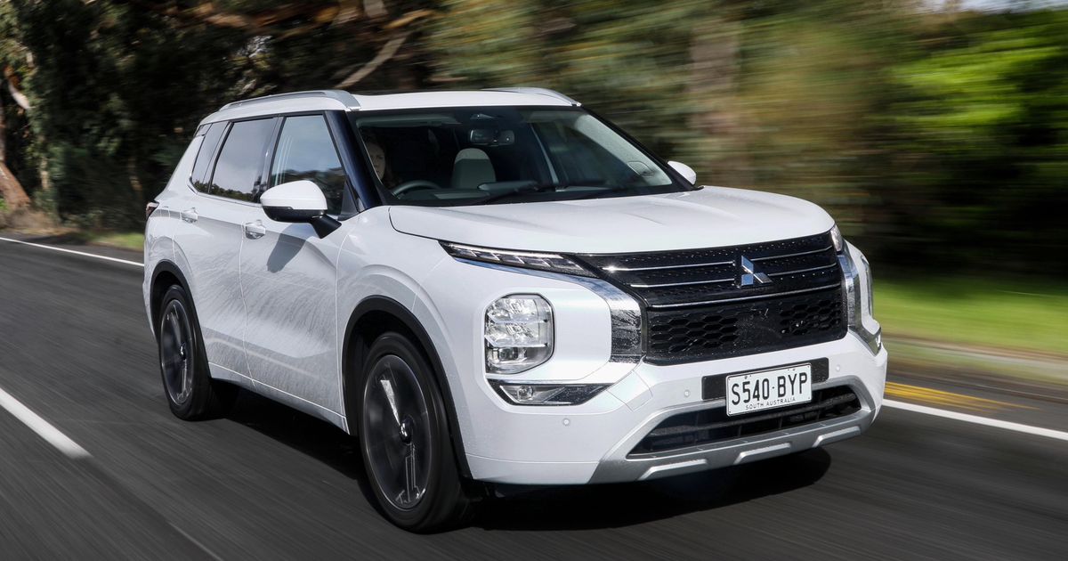 Mitsubishi entices different buyers with 'premium' new Outlander ...
