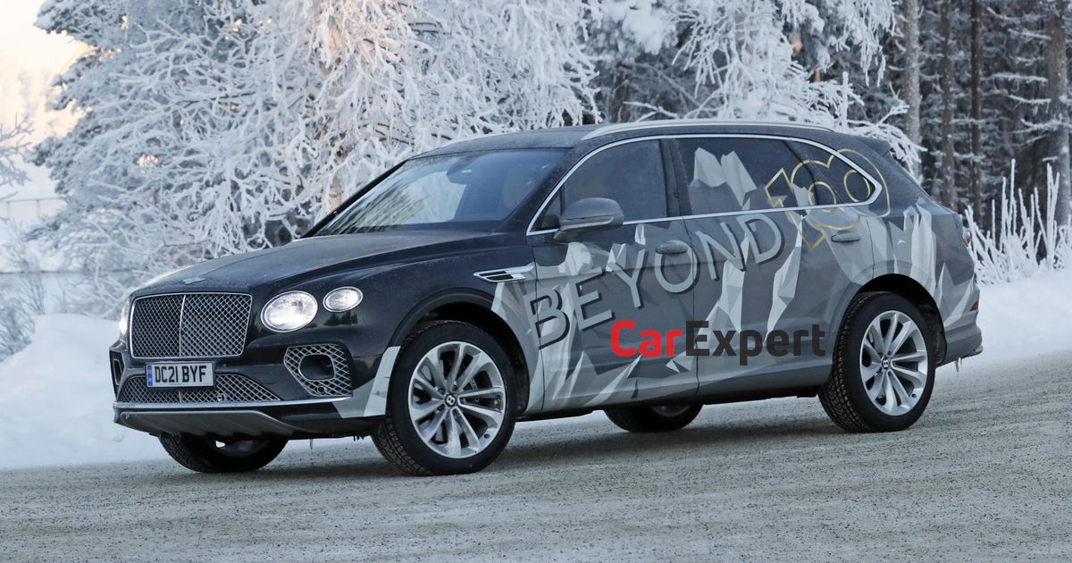 2022 Bentley Bentayga LWB spied | CarExpert