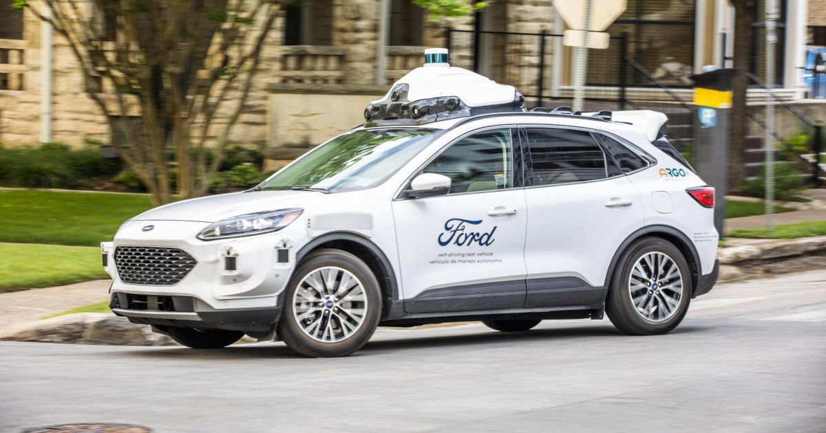 Ford patents app to warn pedestrians, cyclists of autonomous vehicles ...