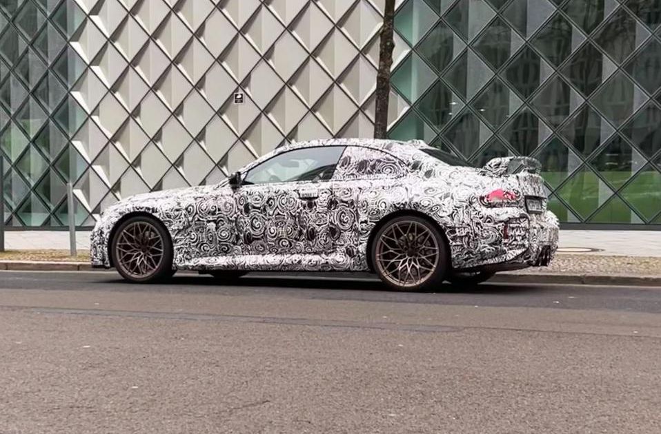 2023 BMW M2 teased again as October reveal nears | CarExpert