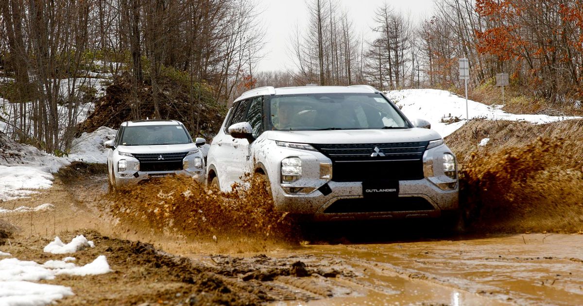 2023 Mitsubishi Outlander PHEV review | CarExpert