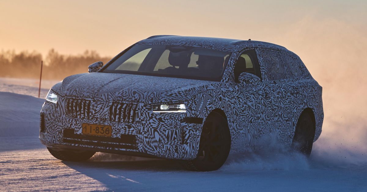 New Skoda Superb will be fashionably late to Australia | CarExpert
