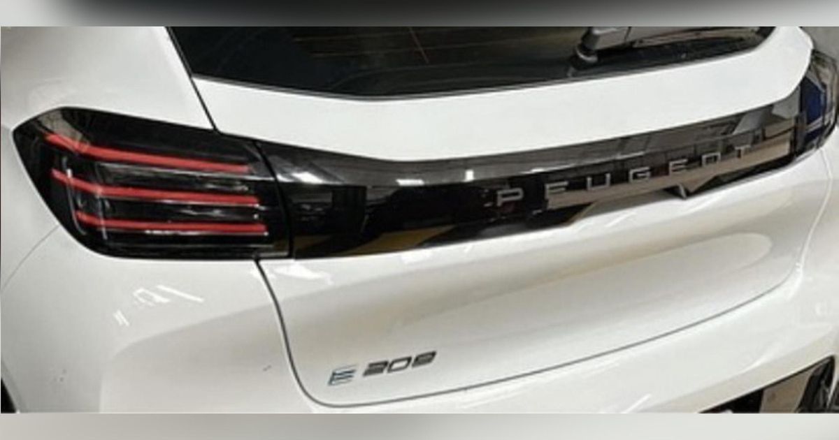 Electric Peugeot e-208 gets fresh new look in leaked images | CarExpert