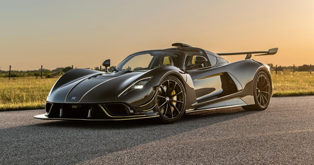 Hennessey takes the top off its track-ready 1355kW hypercar | CarExpert