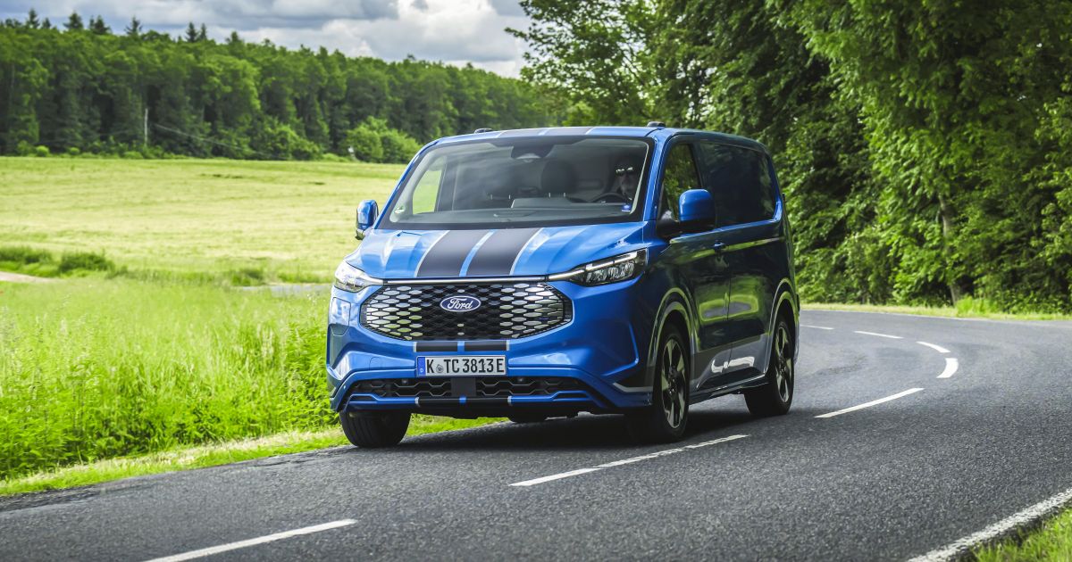 2025 Ford E-Transit Custom review | CarExpert