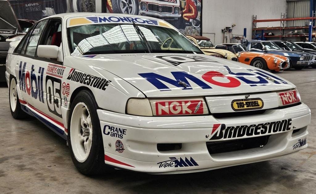 Iconic Peter Brock Holden Commodore goes to auction - Tesual.com