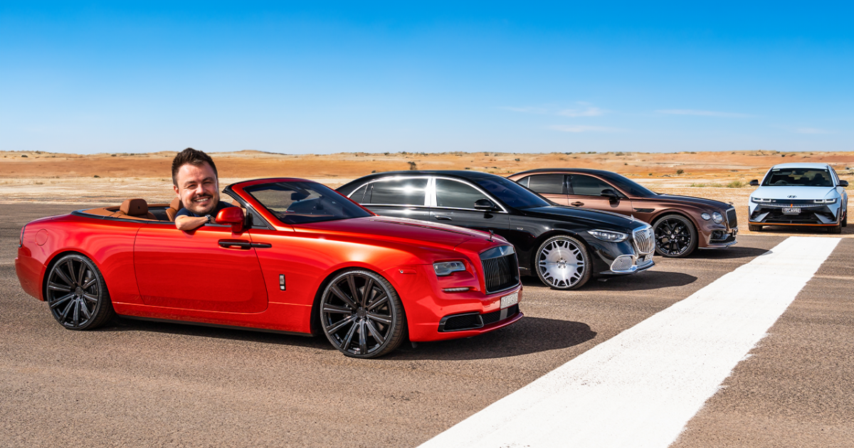 V8 Bentley vs V12 Maybach vs V12 Rolls-Royce vs Hyundai EV drag race ...
