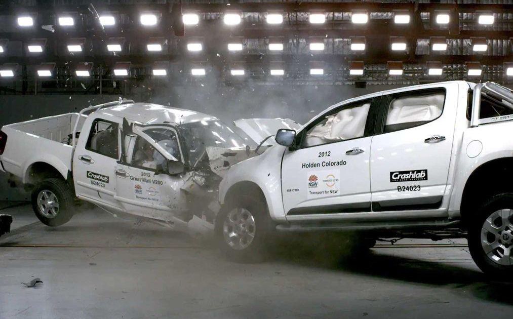 Used ute crash test produces shocking results - Tesual.com