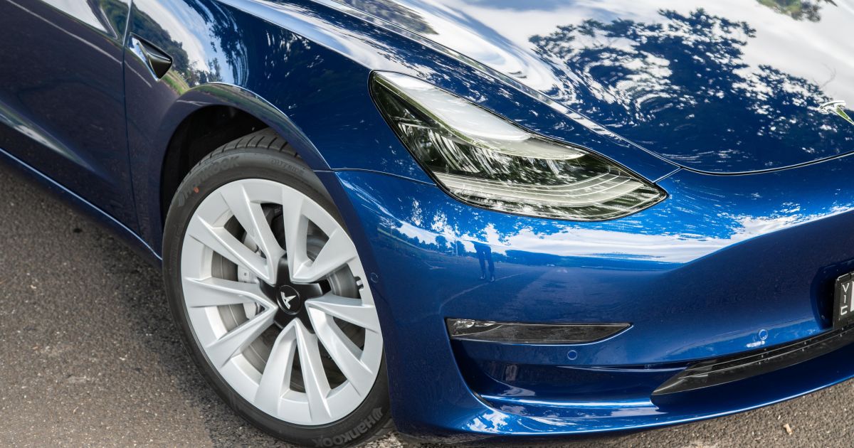 Tesla driver-monitoring camera tackling Autopilot back seat drivers ...