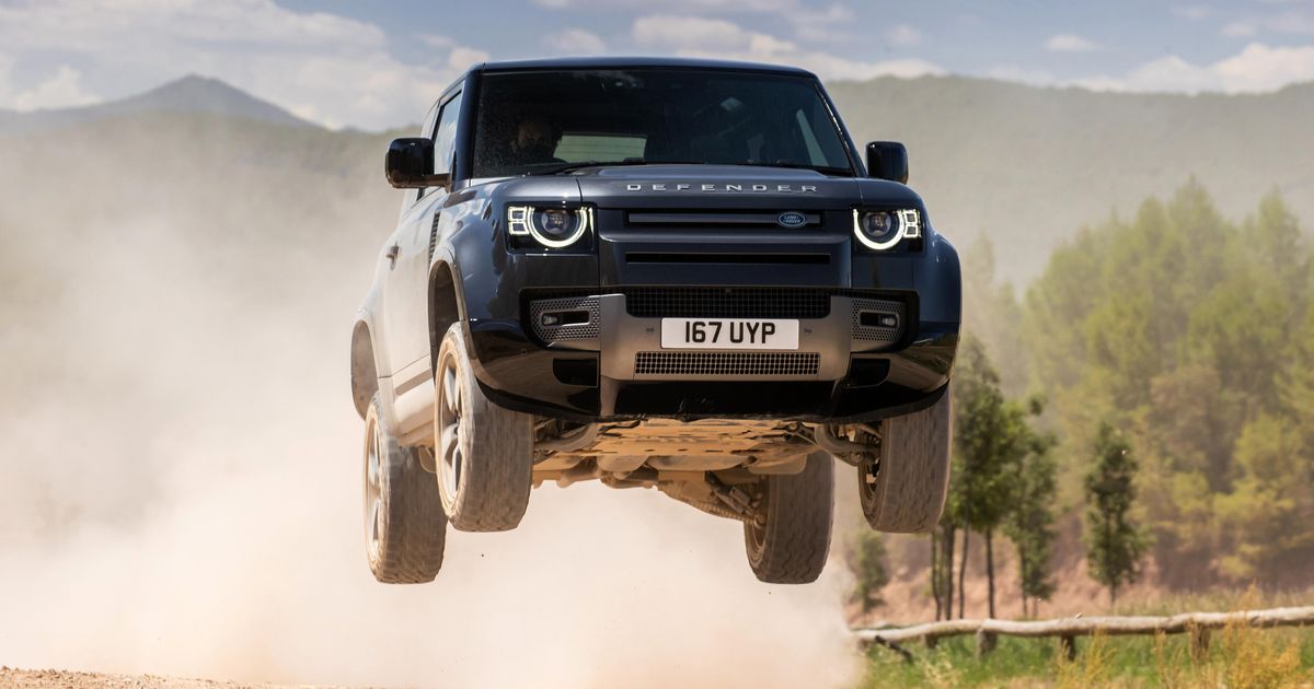 2022 Land Rover Defender V8 review | CarExpert