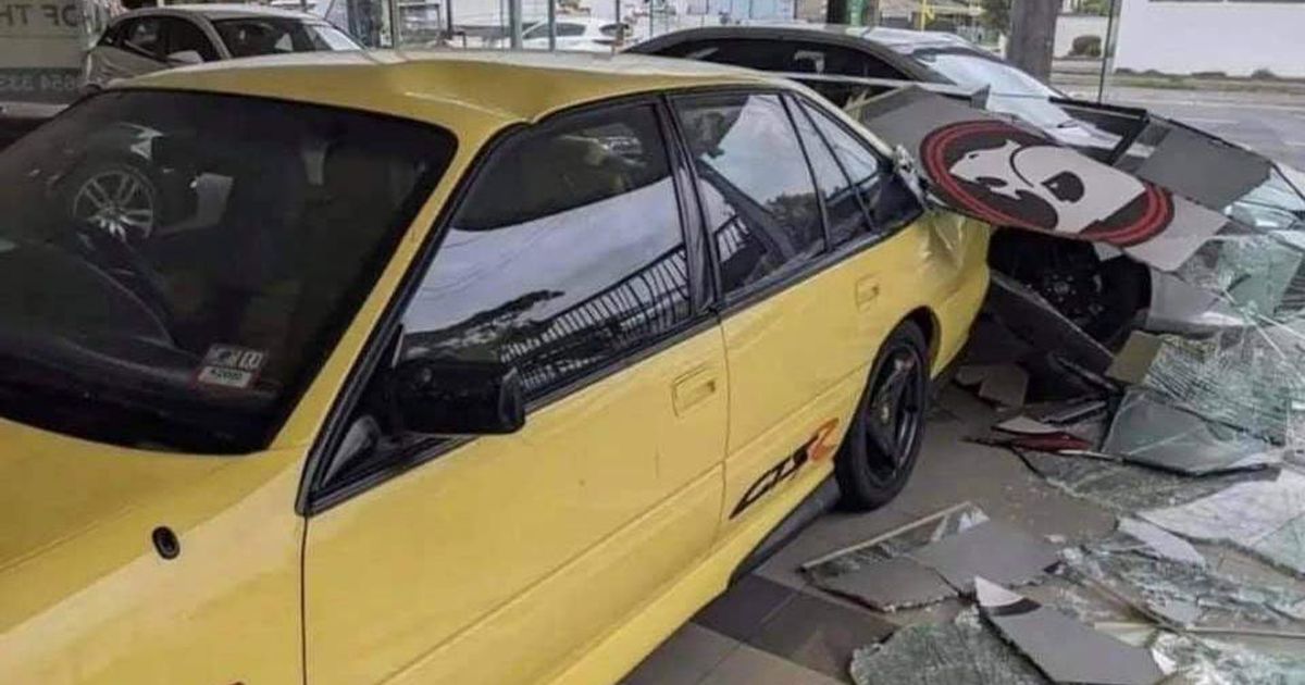HSV GTS-R damaged in Melbourne storms | CarExpert