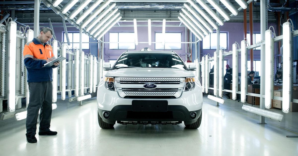 Ford and Mercedes-Benz sell operations in Russia | CarExpert
