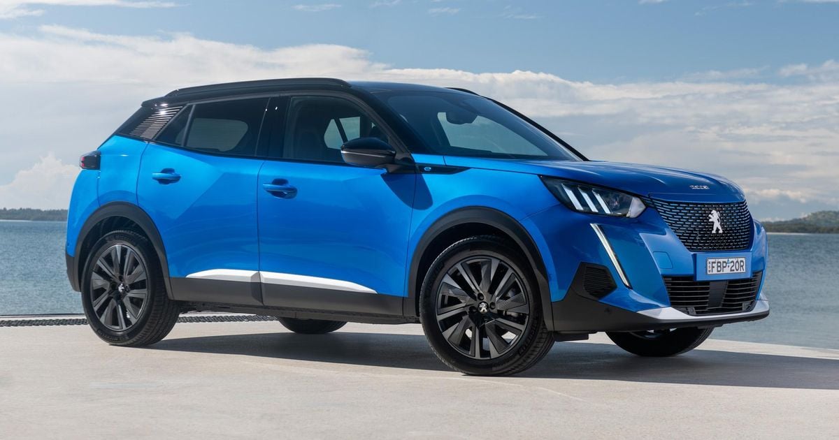 2023 Peugeot e-2008 price and specs | CarExpert