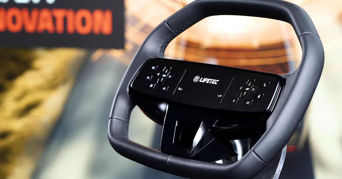 ZF reinvents the (steering) wheel so cars can have even more screens ...