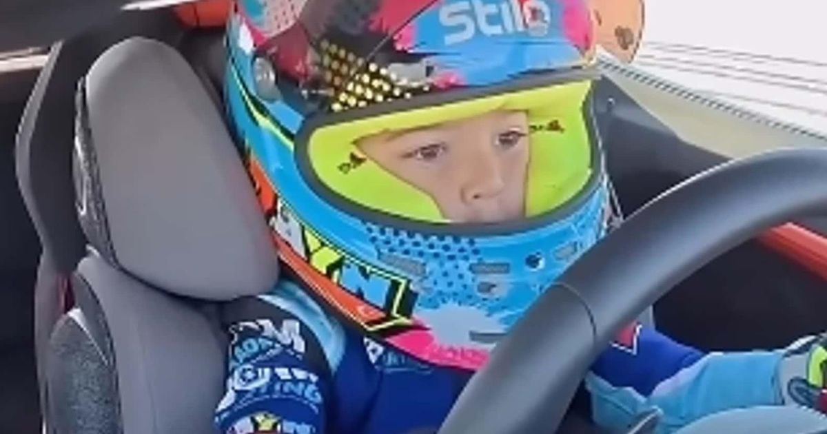 Five-year-old tops 300km/h behind the wheel of a Lambo | CarExpert