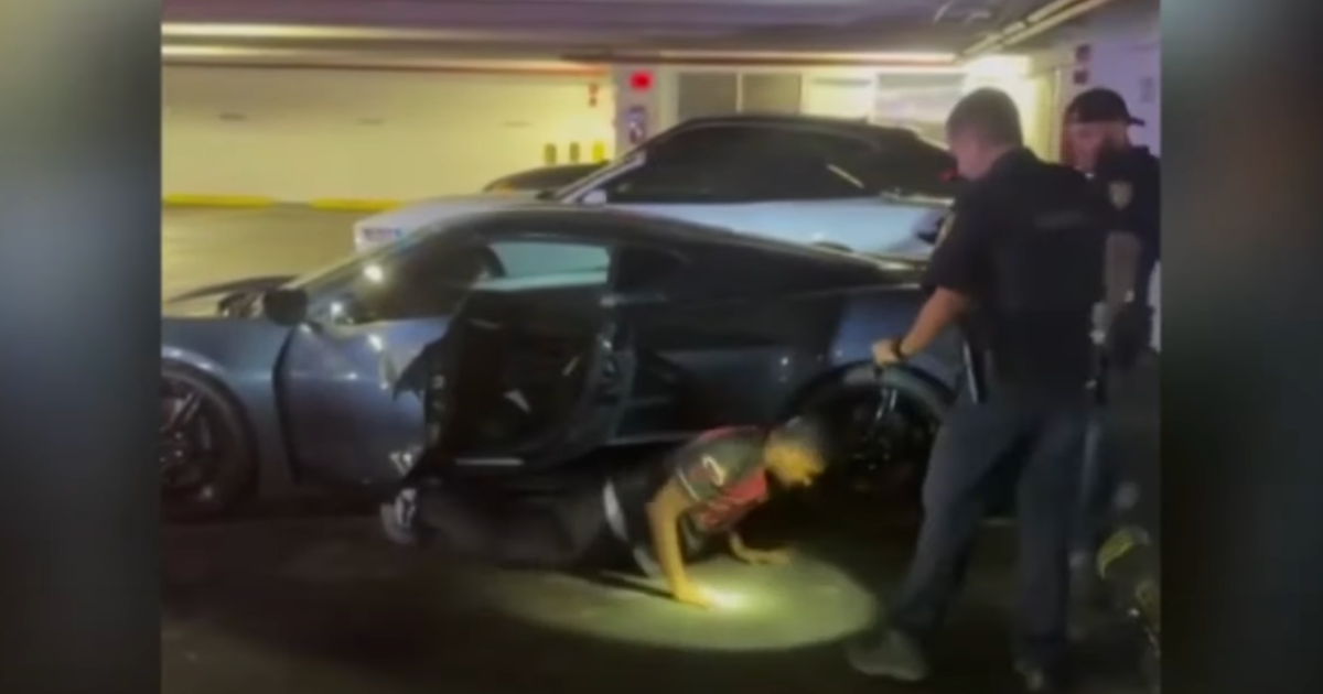 Would-be car thief gets stuck in Corvette, caught by owner | CarExpert