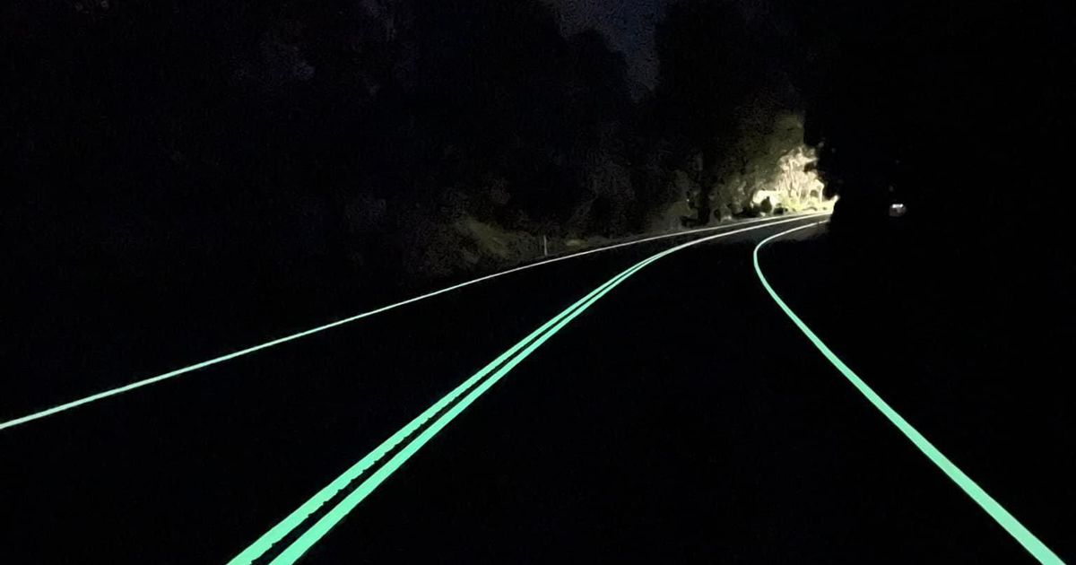 Australian state to combat road toll with glow-in-the-dark road ...