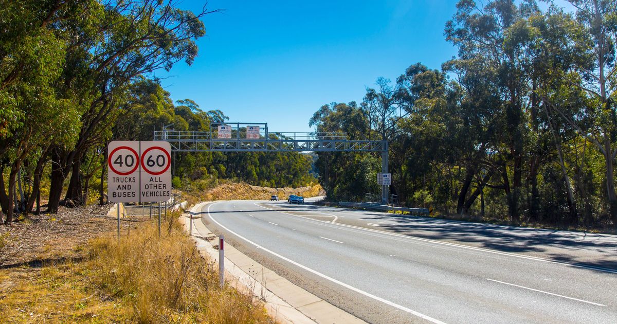 Australian state to trial solar-powered 'smart' highways | CarExpert