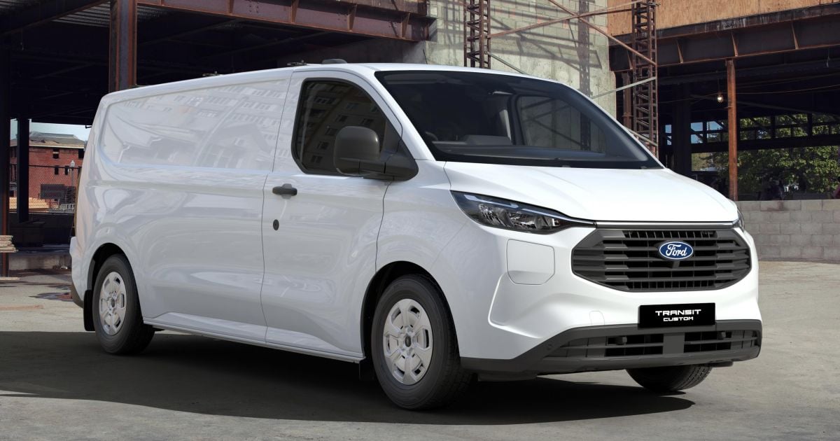 2025 Ford Transit Custom PHEV price and specs - Dunras.com