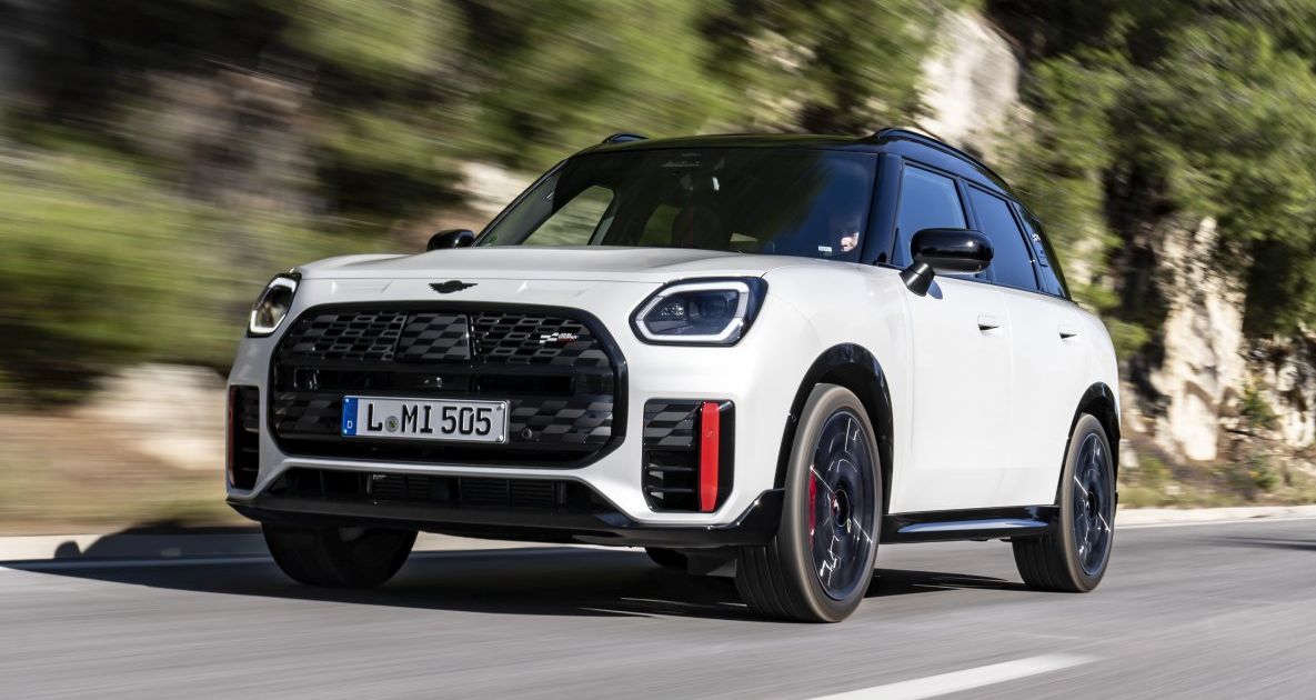 Mini 5D Hatch COOPER S JCW SPORT Price & Specifications | CarExpert