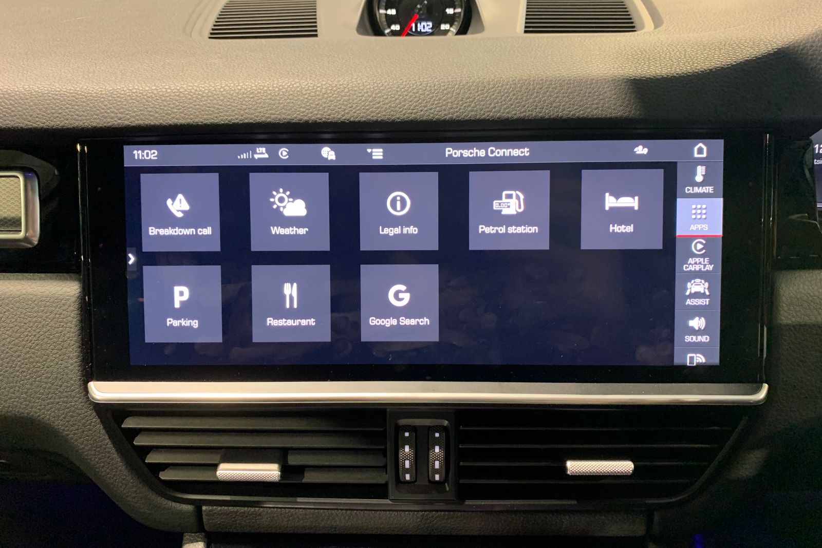 Porsche Communication Management (PCM) infotainment review | CarExpert