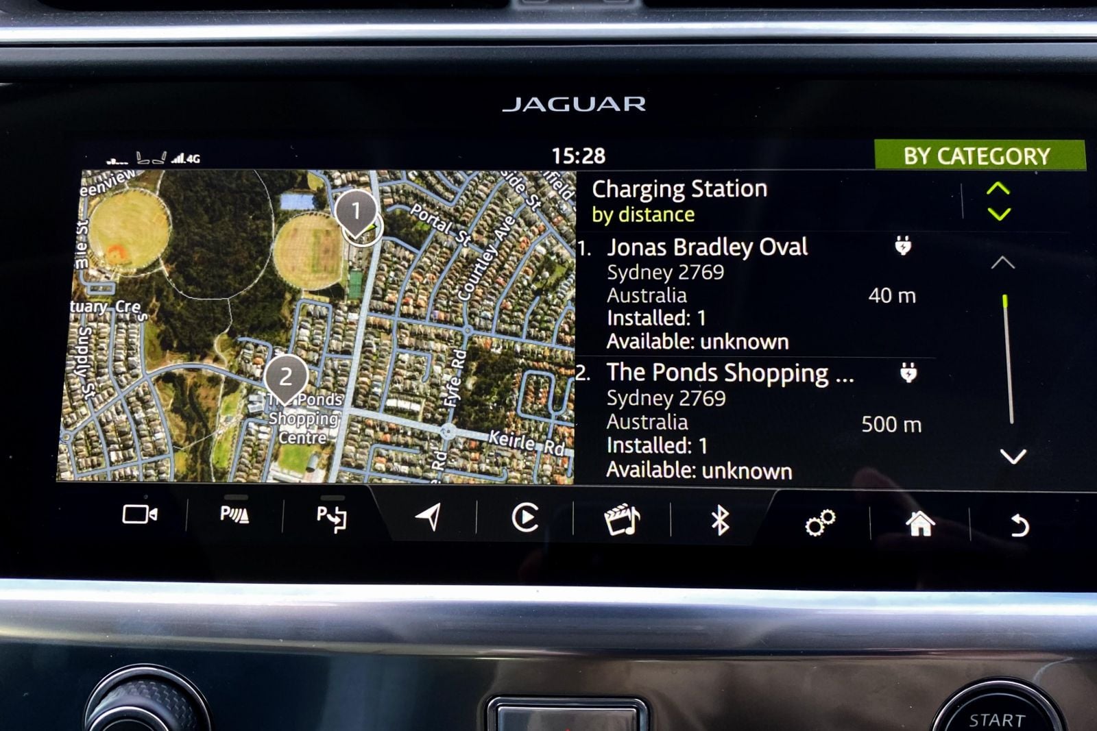 Jaguar Touch Pro Duo infotainment review | CarExpert