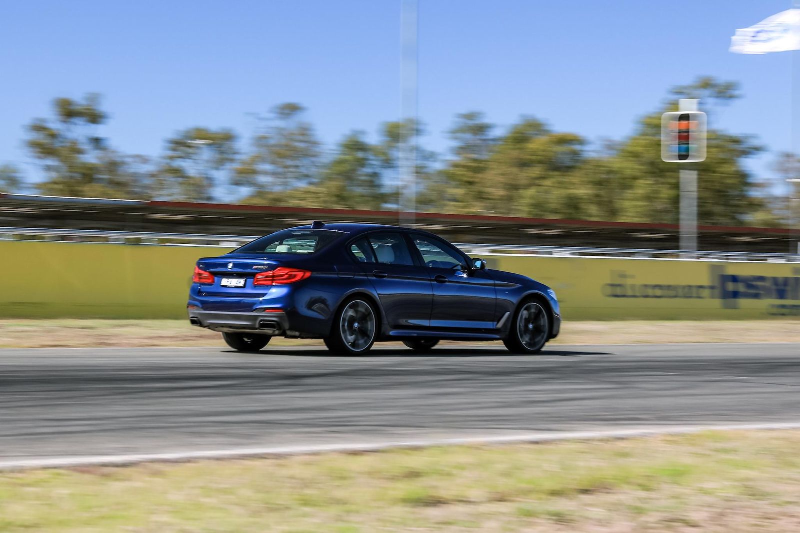 2020 BMW M550i performance review | CarExpert