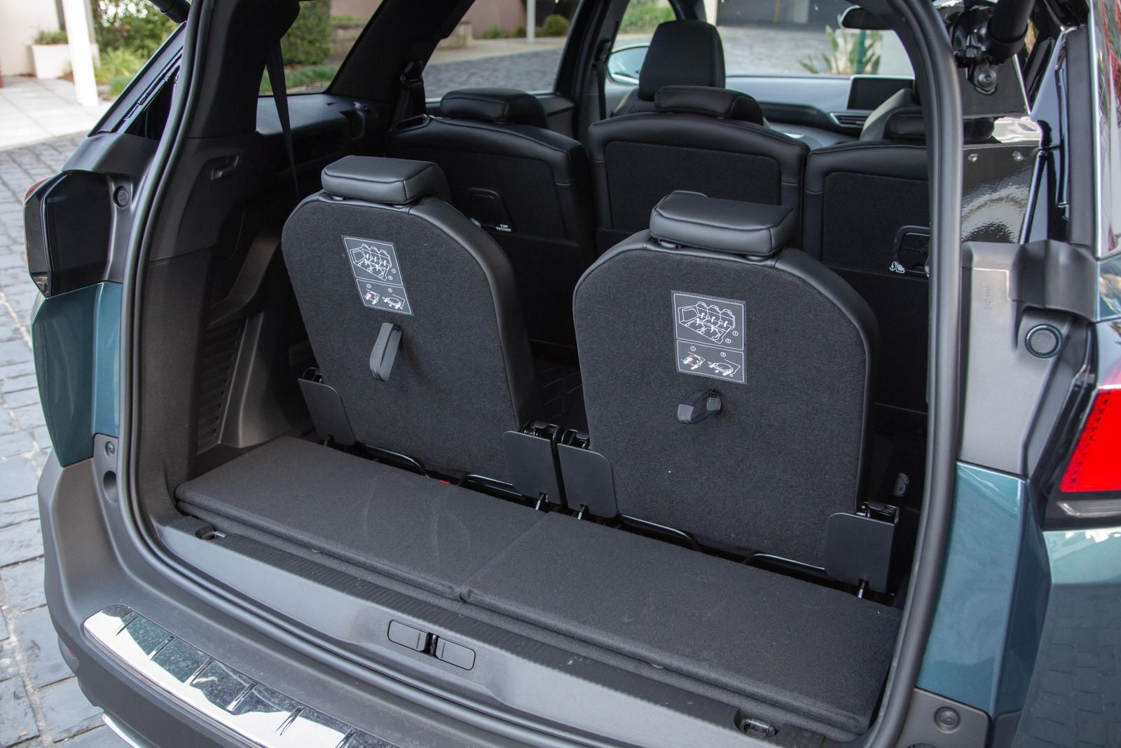 The mid-sized SUVs with the most boot space in Australia | CarExpert