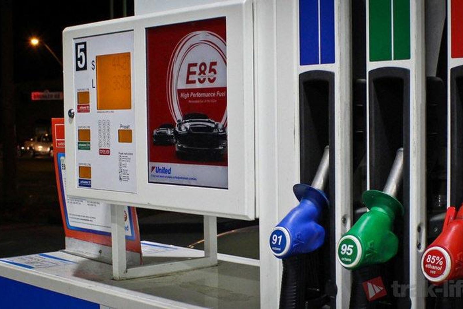 Filling it up: E85 | CarExpert