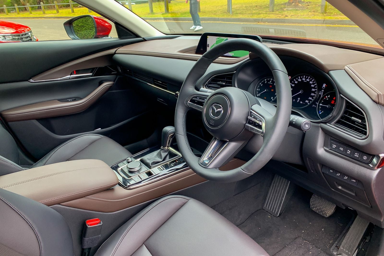 2023 Toyota Corolla Cross Atmos v Mazda CX-30 Astina specs comparison ...