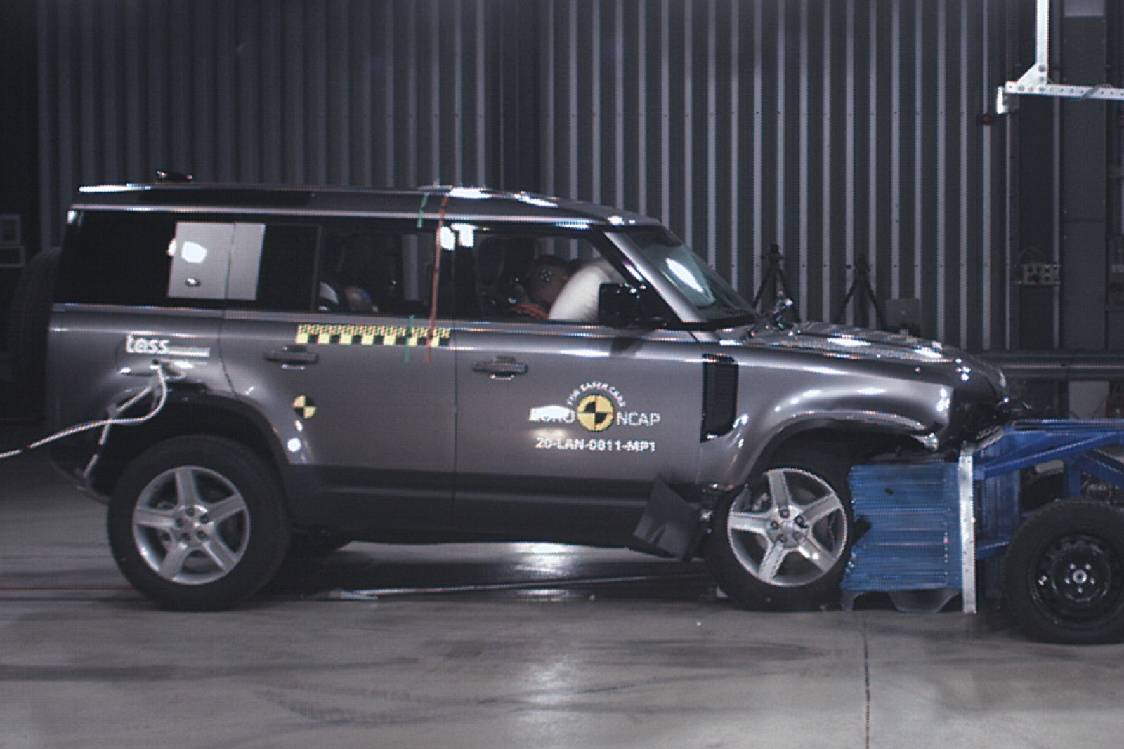 2024 Land Rover Defender price and specs | CarExpert