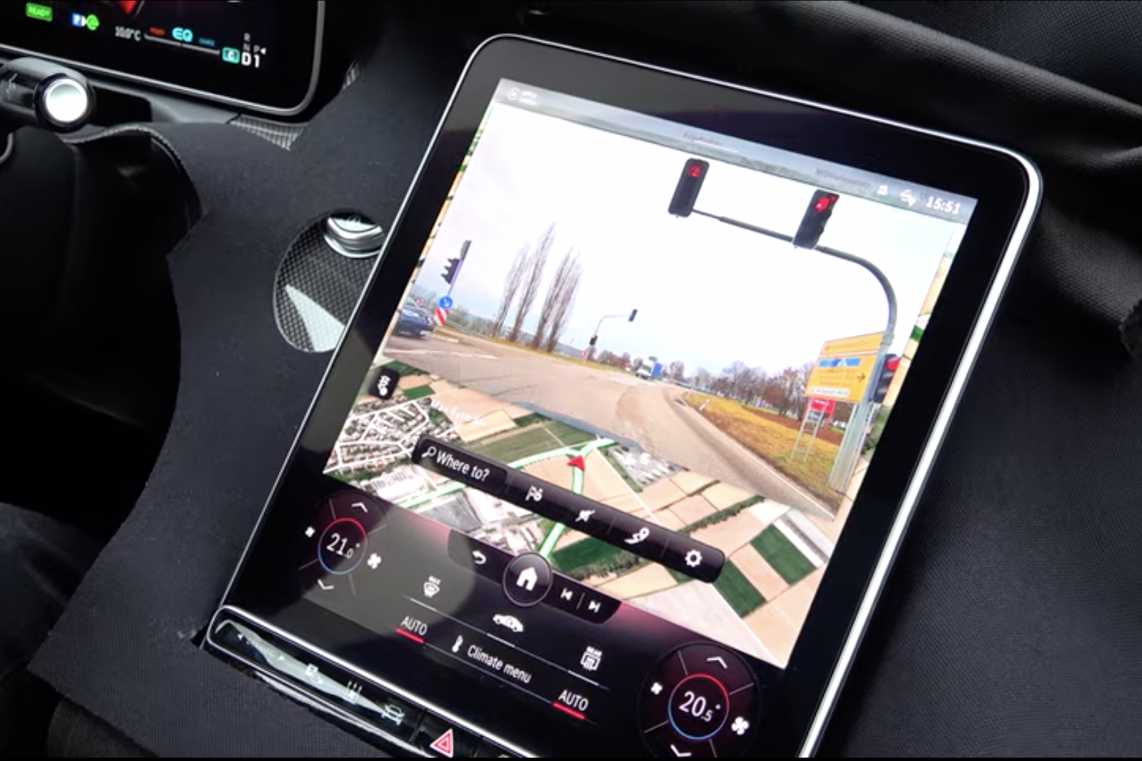 How is the new Mercedes-Benz C-Class different to last year's model ...