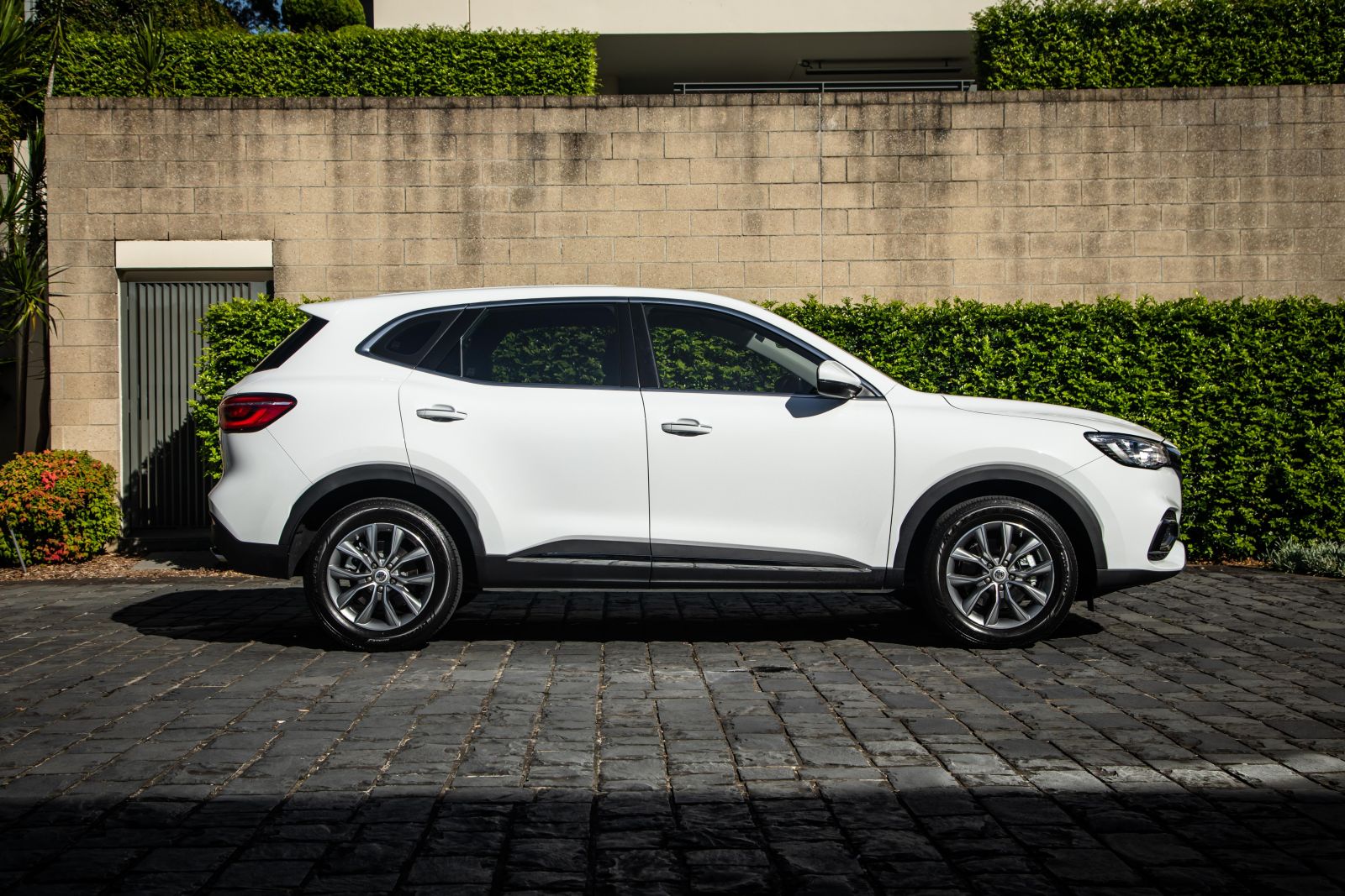 2022 MG HS Core base model axed | CarExpert