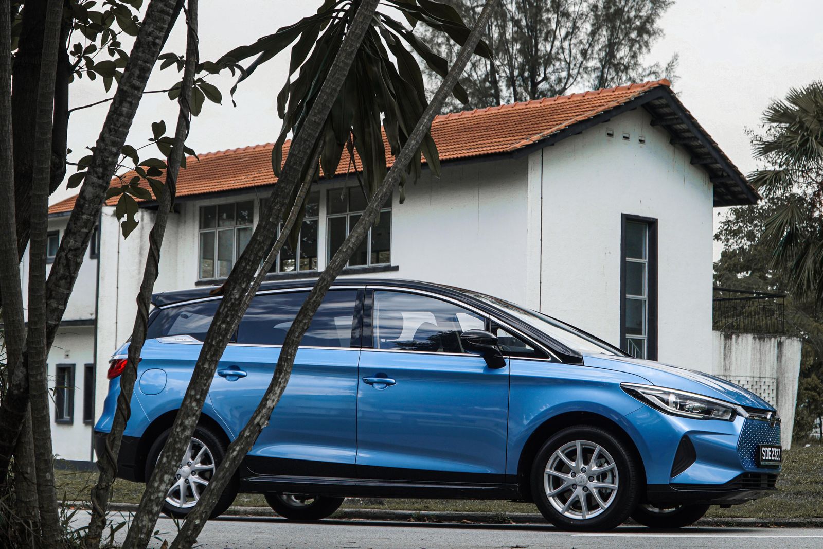Electric 2022 BYD E6 set for local launch with $40k list price | CarExpert