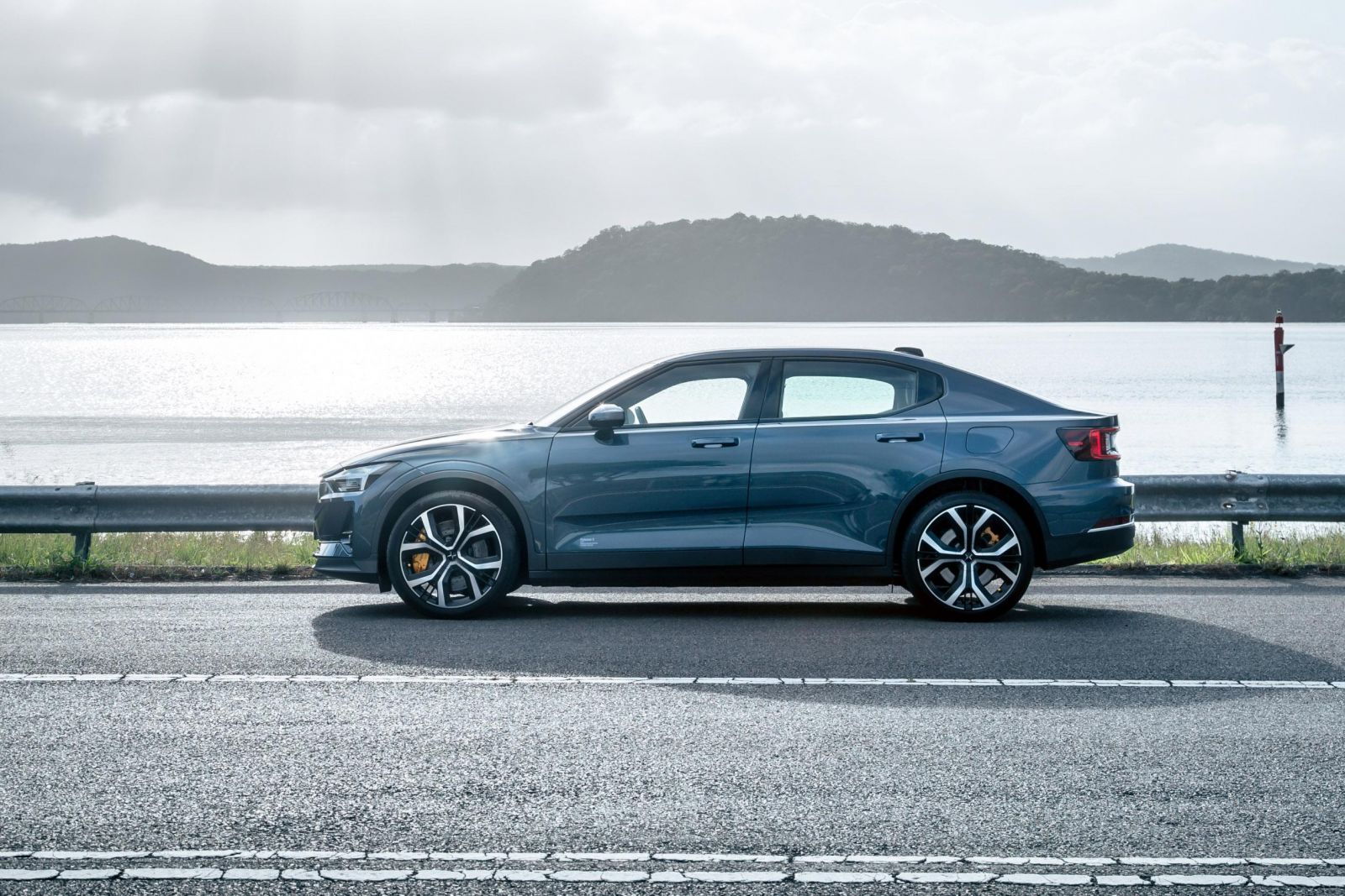 2022 Polestar 2 review | CarExpert