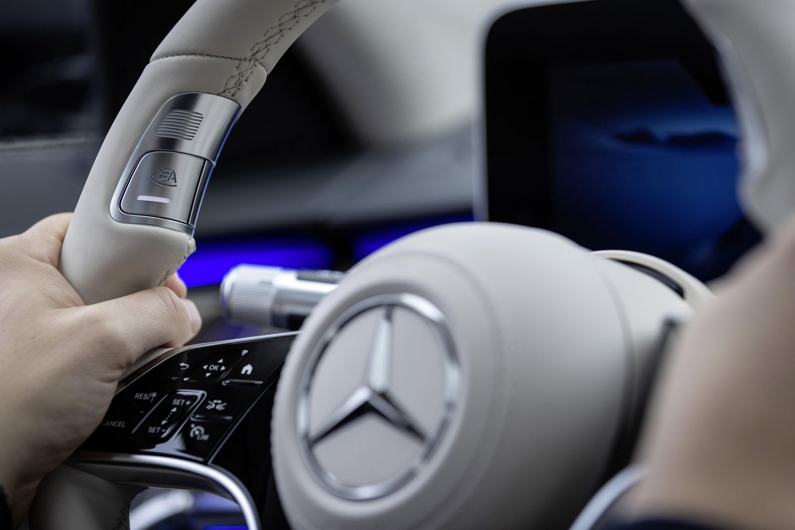 Mercedes-Benz Level 3 autonomous driving approved for road use | CarExpert