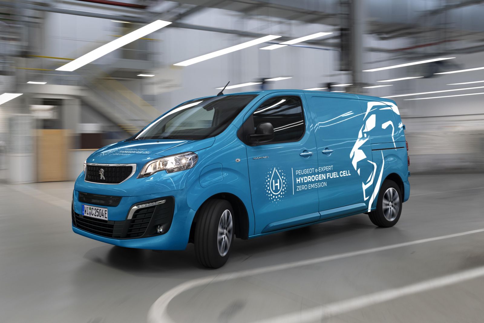 Stellantis hydrogen fuel-cell van trio roll off production line | CarExpert