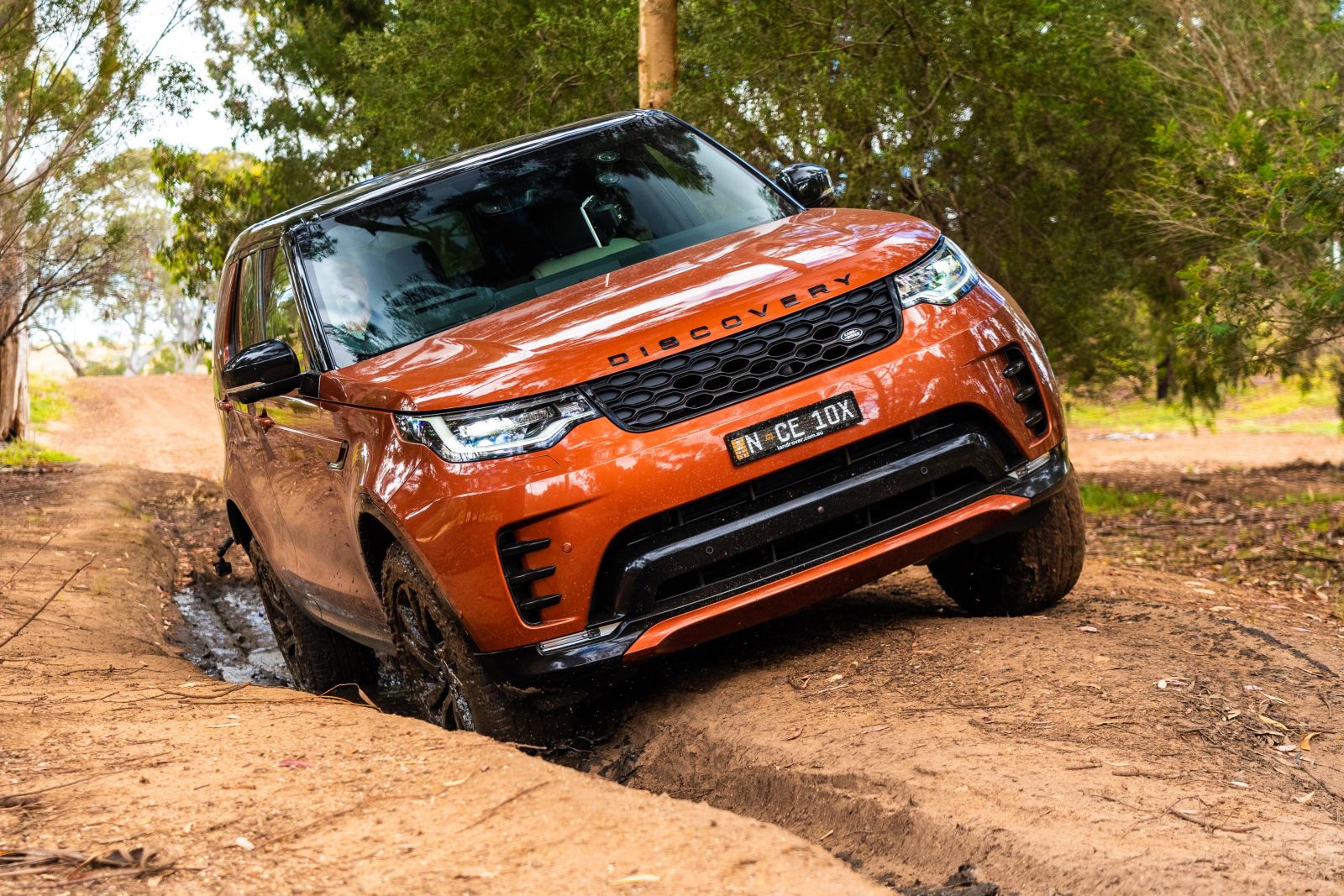 Land Rover Discovery Sport future in doubt, but new Discovery confirmed ...