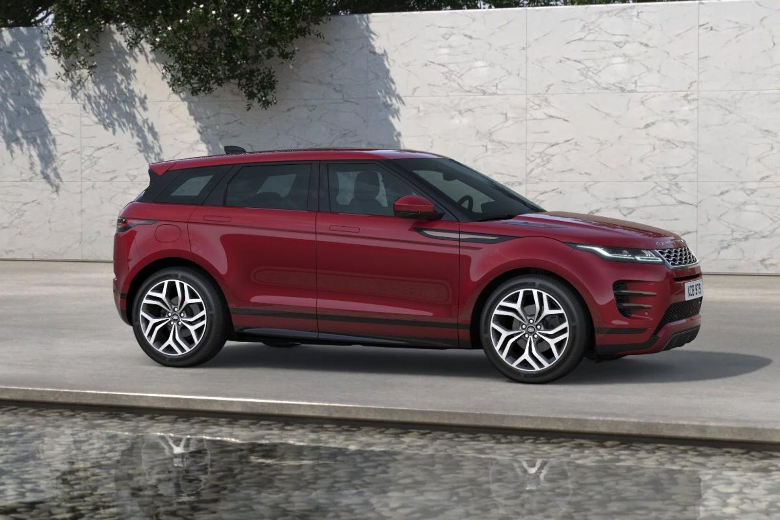 2023 Range Rover Evoque price and specs: plug-in hybrid joins range ...