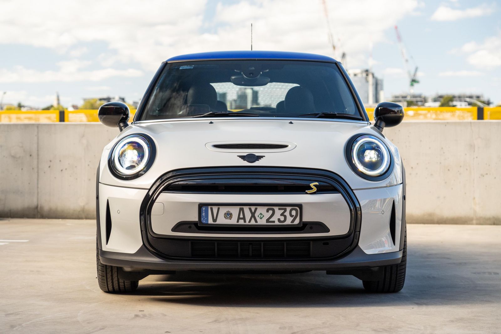2022 Mini Electric Hatch review | CarExpert