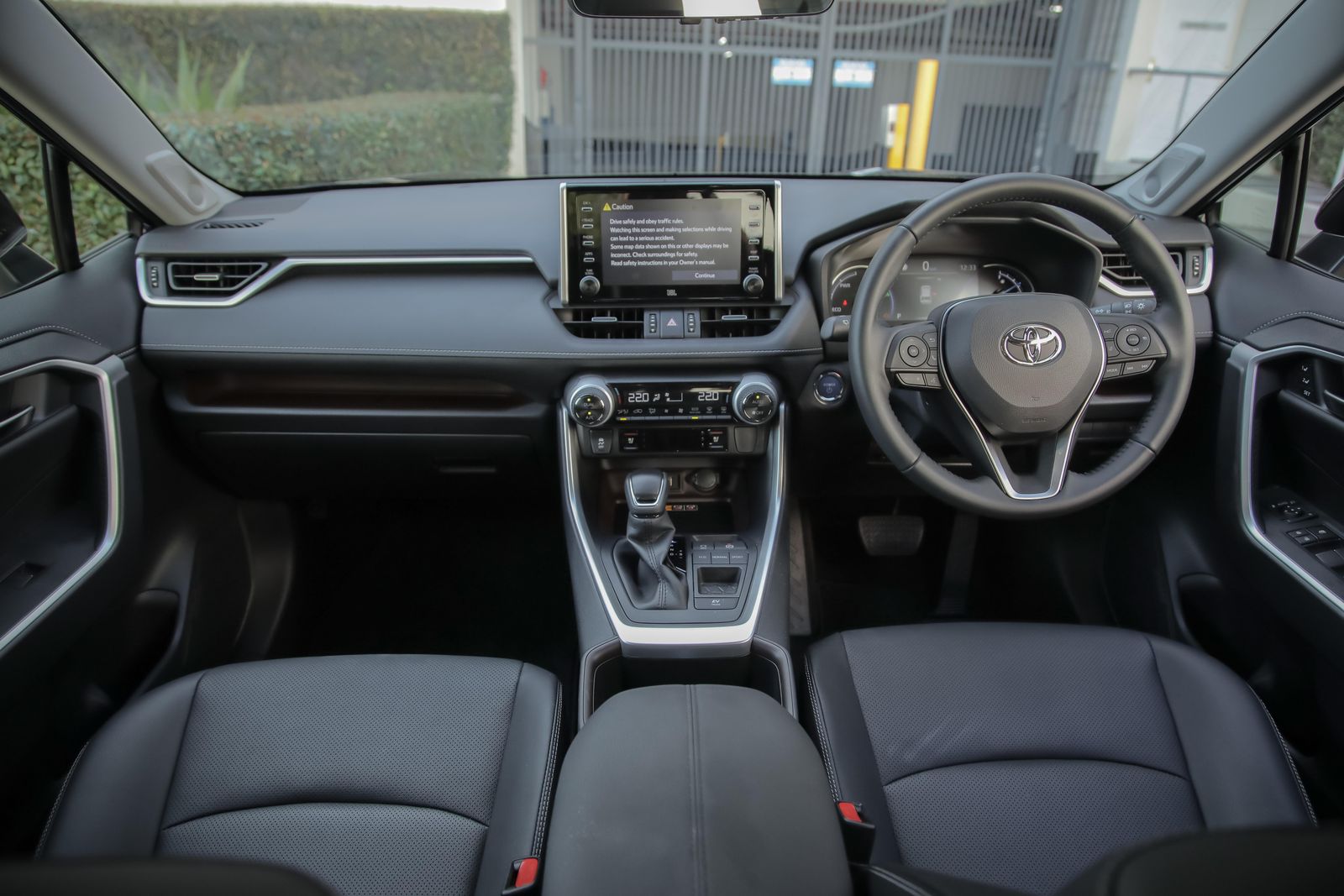 2022 Toyota RAV4 Cruiser Hybrid review | CarExpert