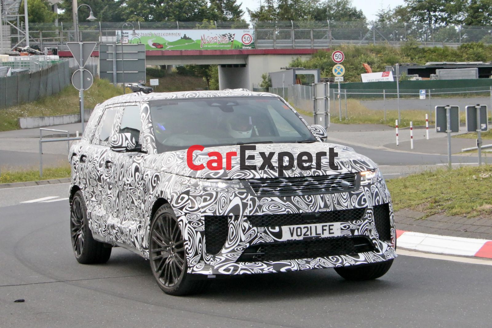 2023 Range Rover Sport SVR spied | CarExpert