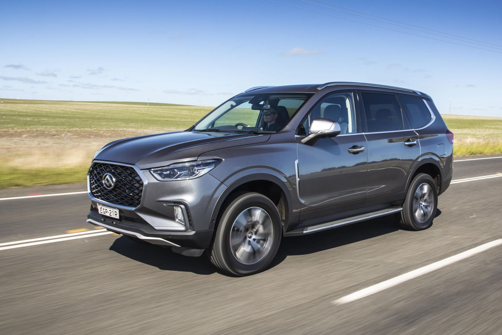 2022 LDV D90 price and specs | CarExpert