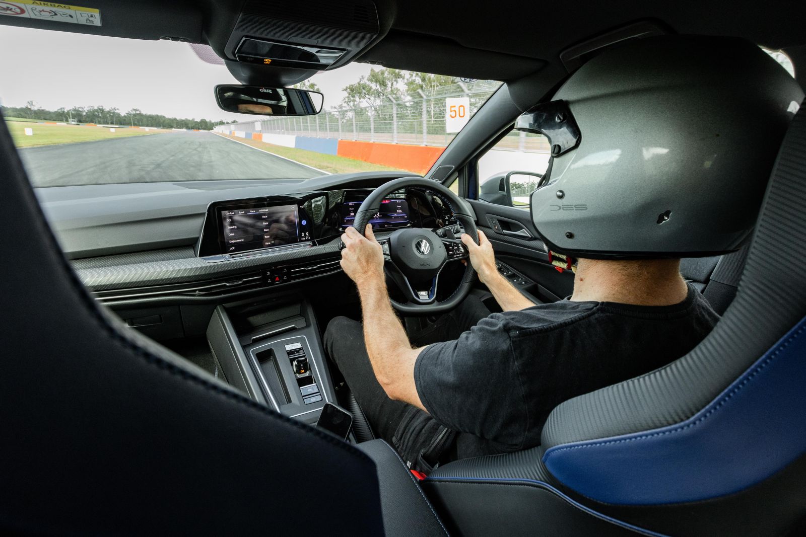 2022 Volkswagen Golf R performance review | CarExpert