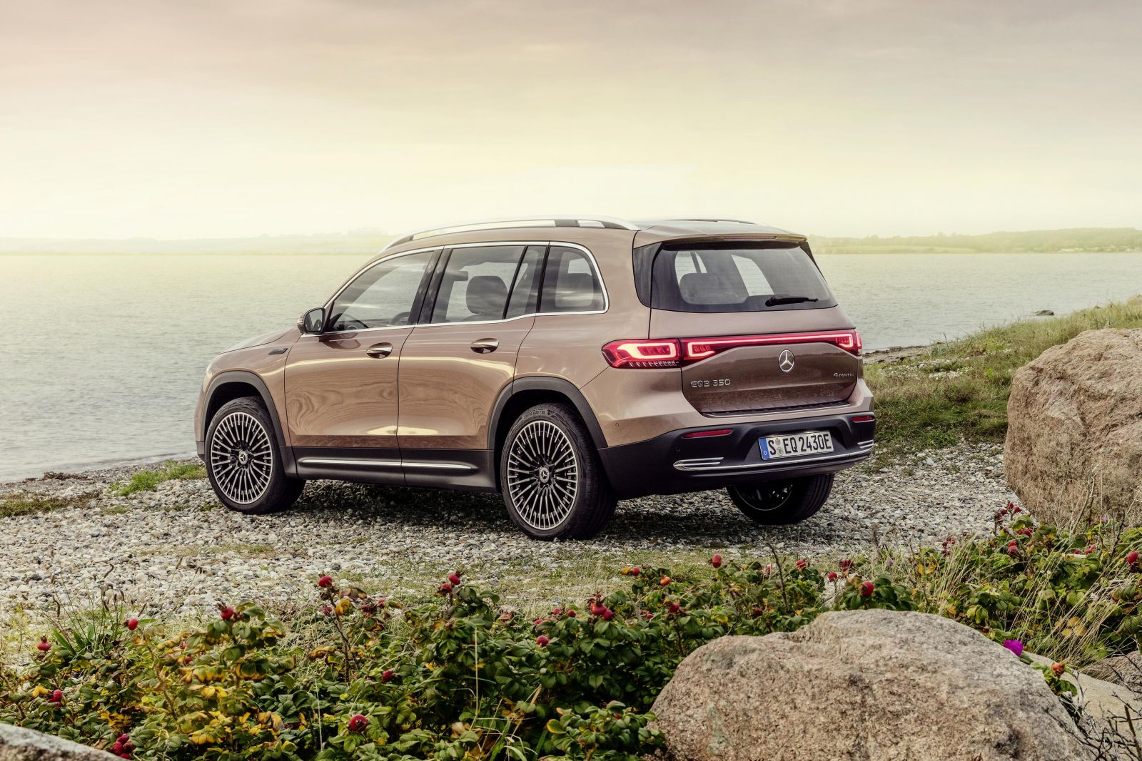 2022 Mercedes-Benz EQB price and specs, EV seven-seater arrives | CarExpert