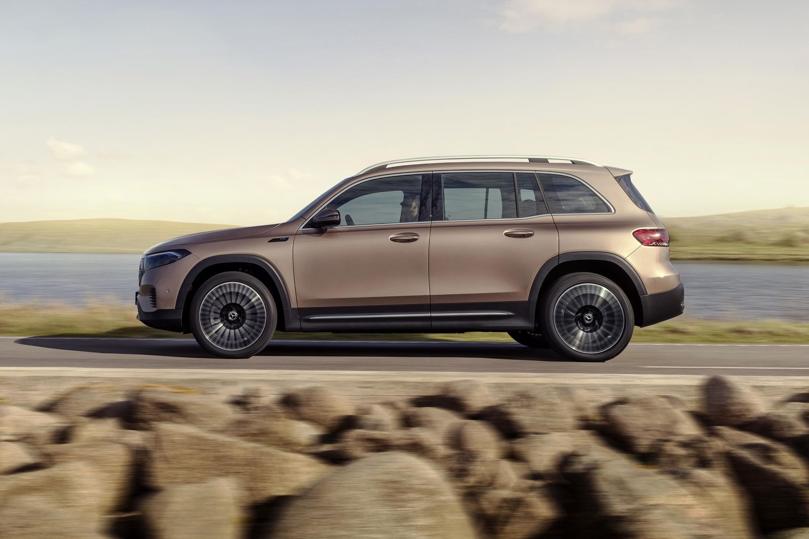 2022 Mercedes-Benz EQB price and specs, EV seven-seater arrives | CarExpert