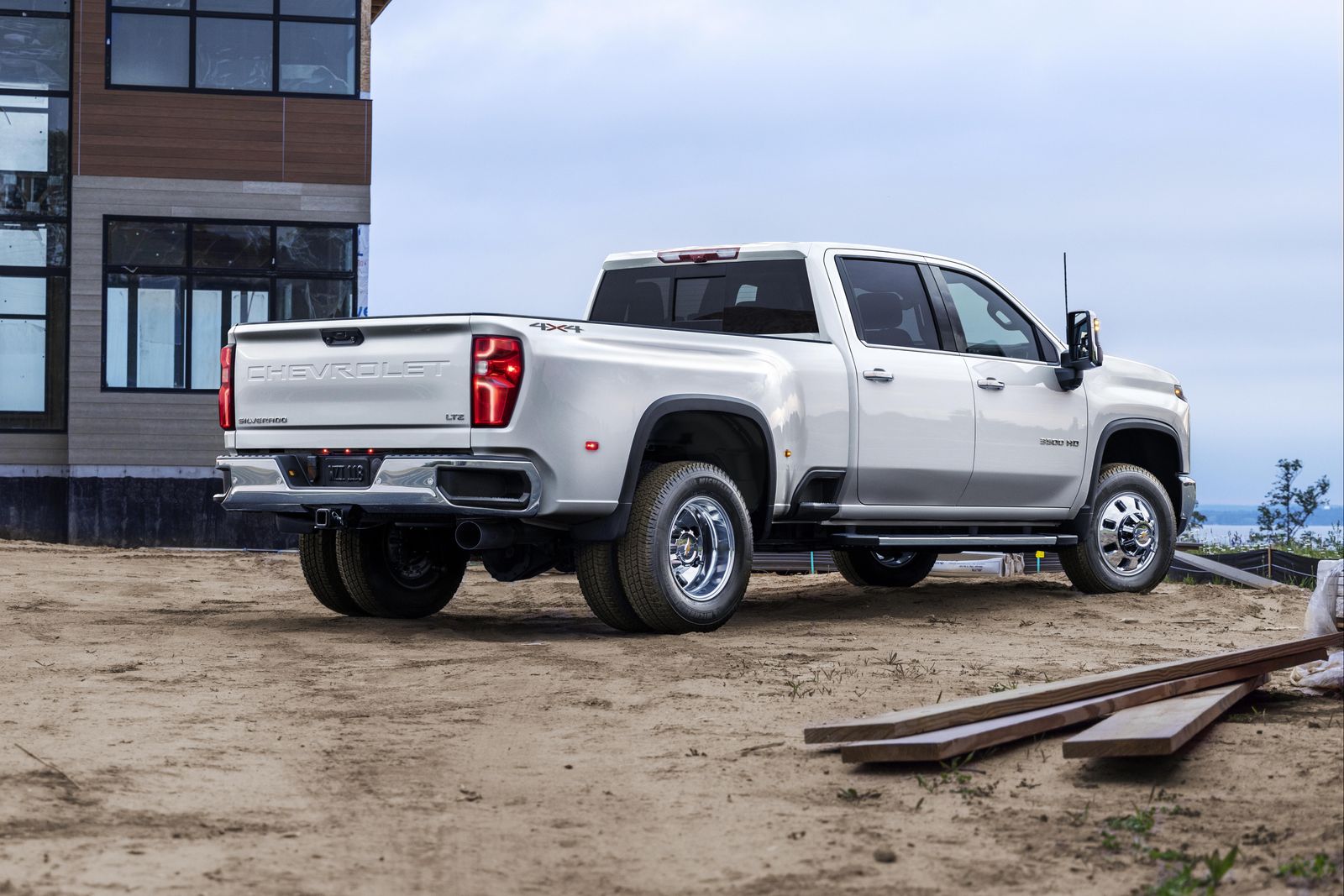 GMSV details 2024 updates for Chevrolet Corvette, Silverado | CarExpert