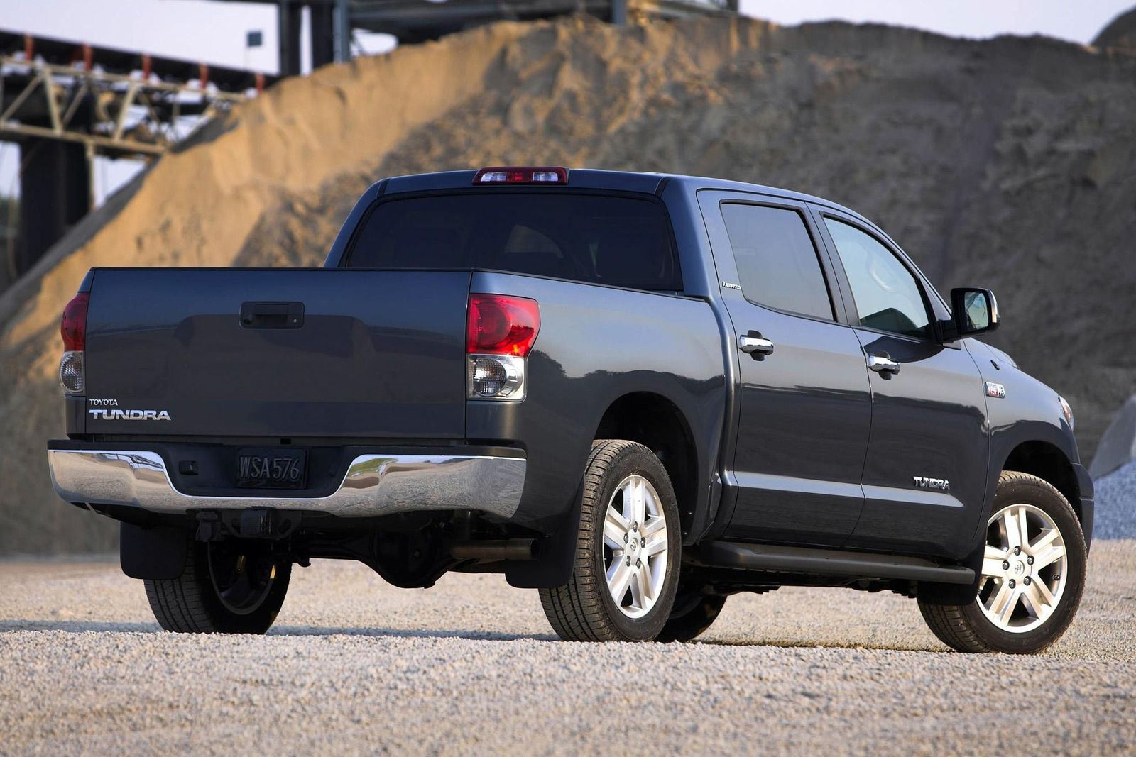 Toyota Tundra: A history of Japan's Ford F-150 rival | CarExpert